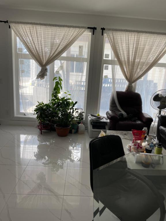 5003R Luxury New Walkout Basement Suite, Calgary (updated prices 2026)