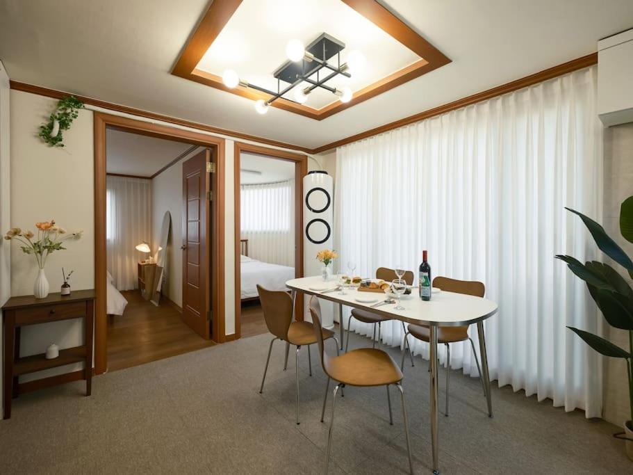 Comfy Seoul-Near KSPO DOME, Lotte World, Olympic Park, Coex, 3Rooms4beds, 6people, Seúl (precios ...