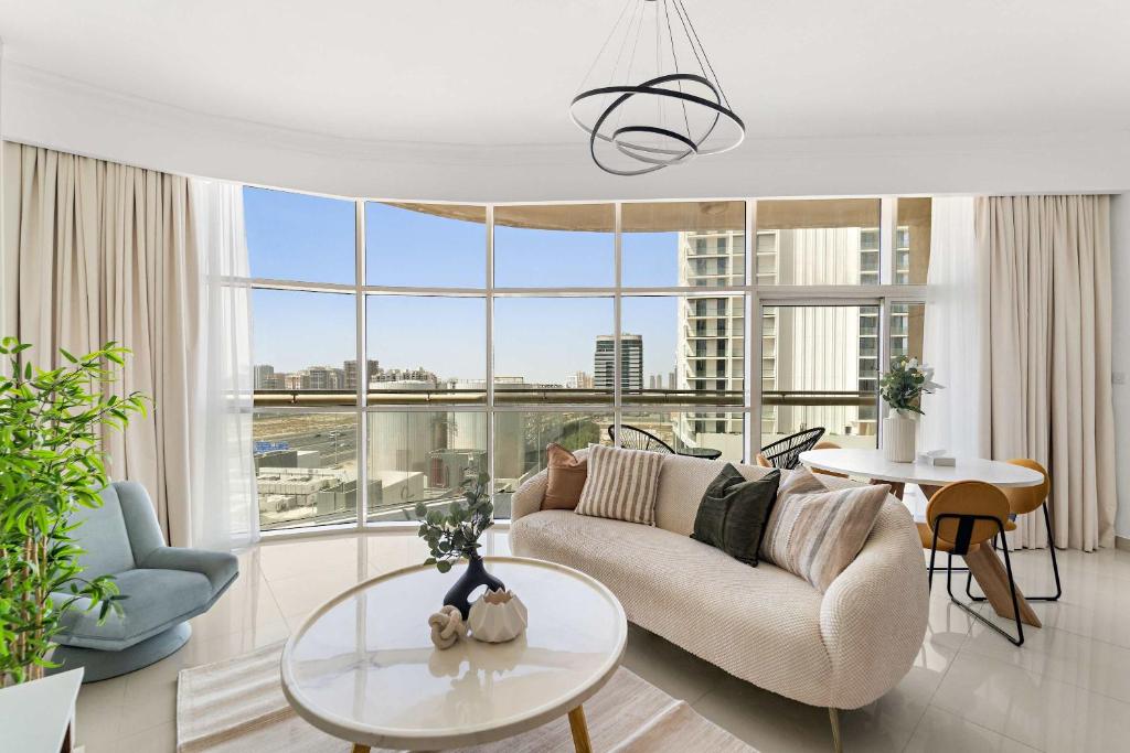 Silkhaus Modern Studio in Reef Residence at JVC, Dubái (precios ...