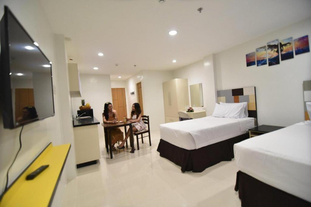 Holiday Oceanview Residences and Resort, Dasag (updated prices 2026)