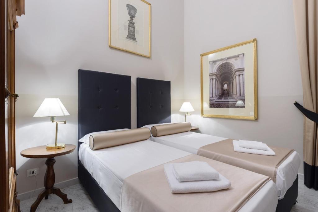 Navona Apartments Rome Piazza Navona Apartments | Rome Holiday Design