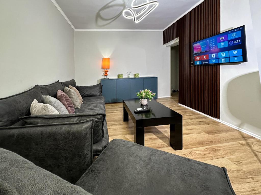 Home Select Tirana, Tirana (updated prices 2026)