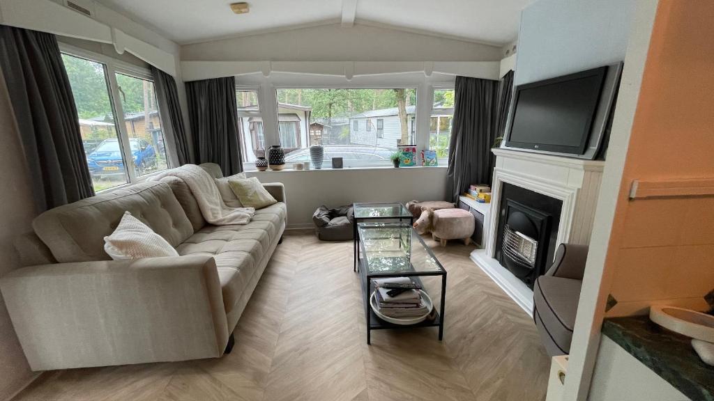 SAYANG26 gezellige gezinsvriendelijke stacaravan op familiecamping De ...