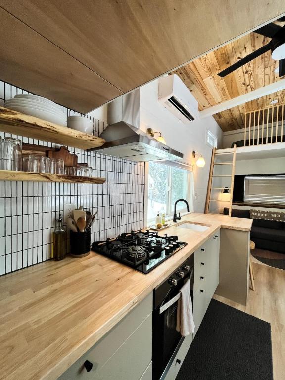 Tamarack Tiny House, Cascade (updated prices 2025)