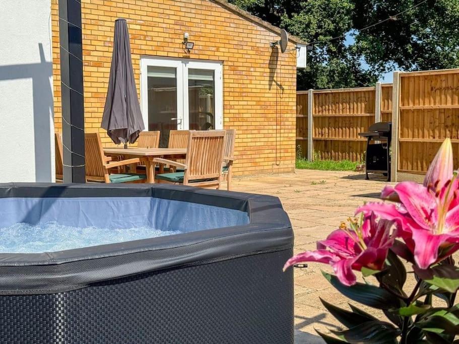 Langenfeld Retreat, Nacton, Nacton (updated prices 2025)