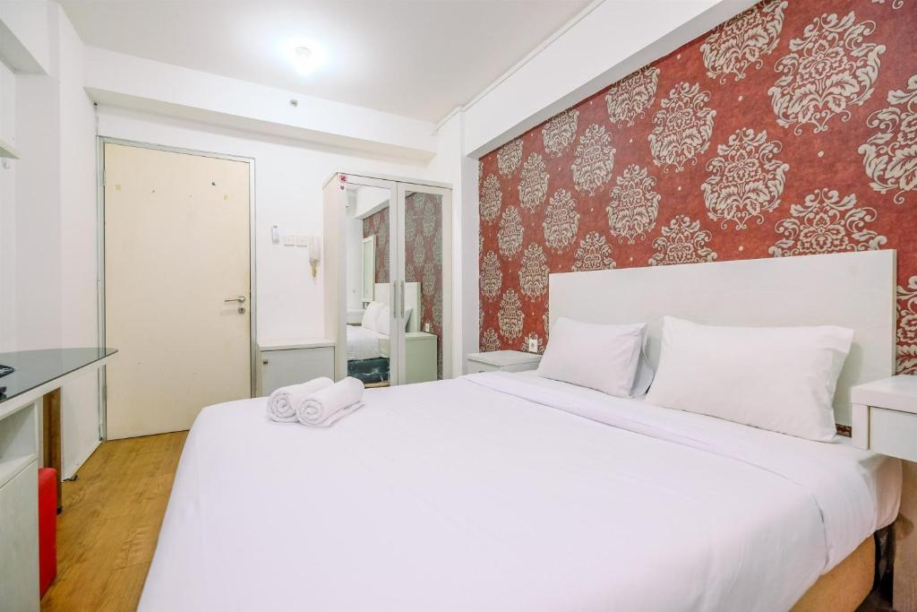 Homey and Fully Furnished Studio at Green Bay Pluit Apartment By ...