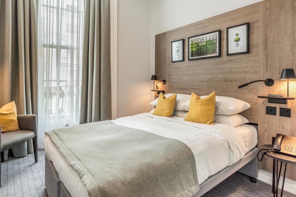 Princes Square, London (updated prices 2025)