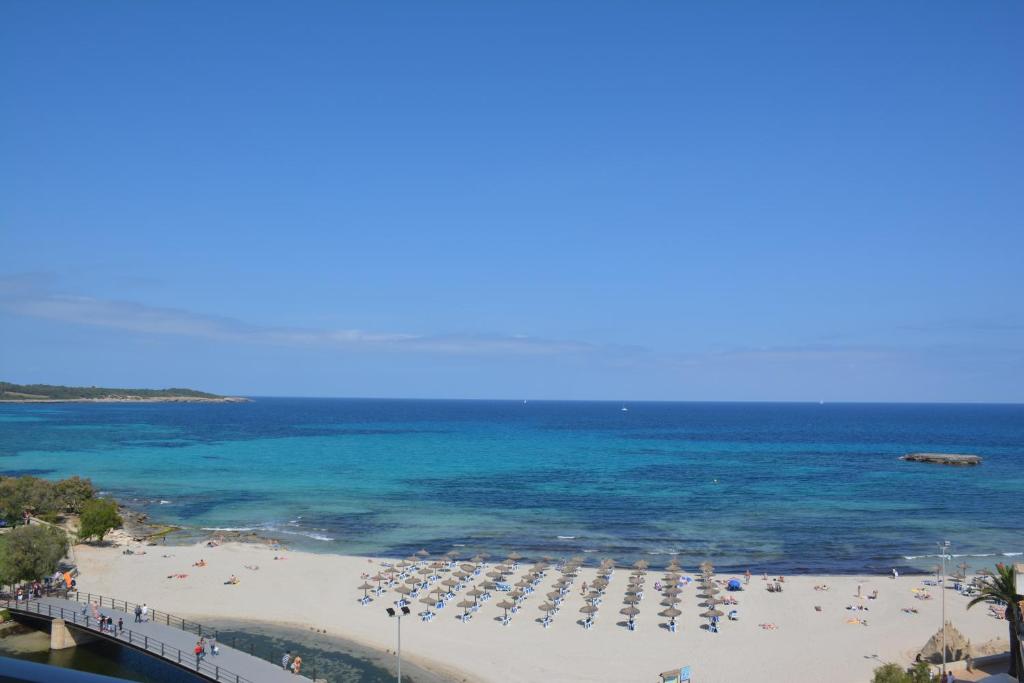 Apartamentos Playa Moreia, S'Illot (updated prices 2025)