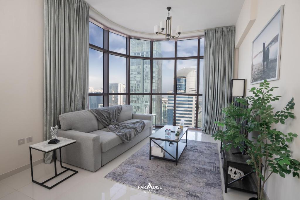 Perfect Views of Dubai-Balcony-High Floor, Dubai (updated prices 2025)