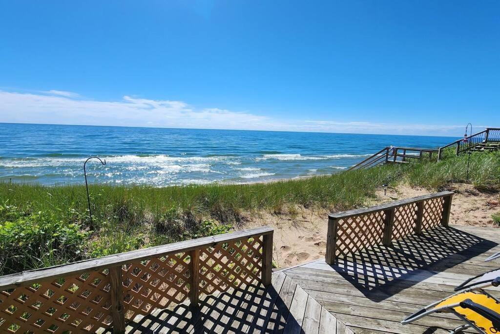 Relax on Lake Michigan at Reagan's Landing, Rothbury (aktualisierte ...