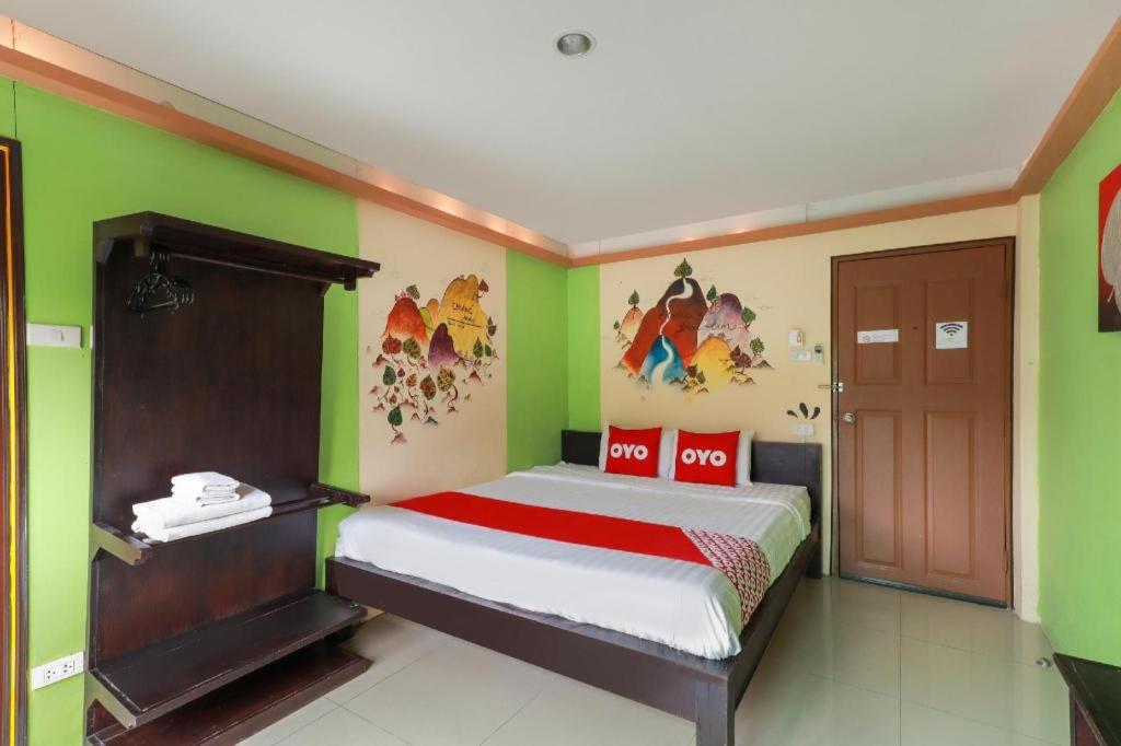 OYO 768 First Station Hotel, Chiang Mai (updated prices 2026)