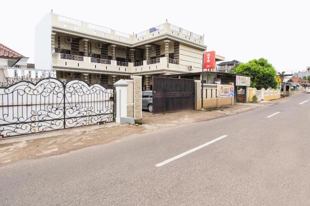 OYO 3044 Adelia Residence, Palembang (updated prices 2025)