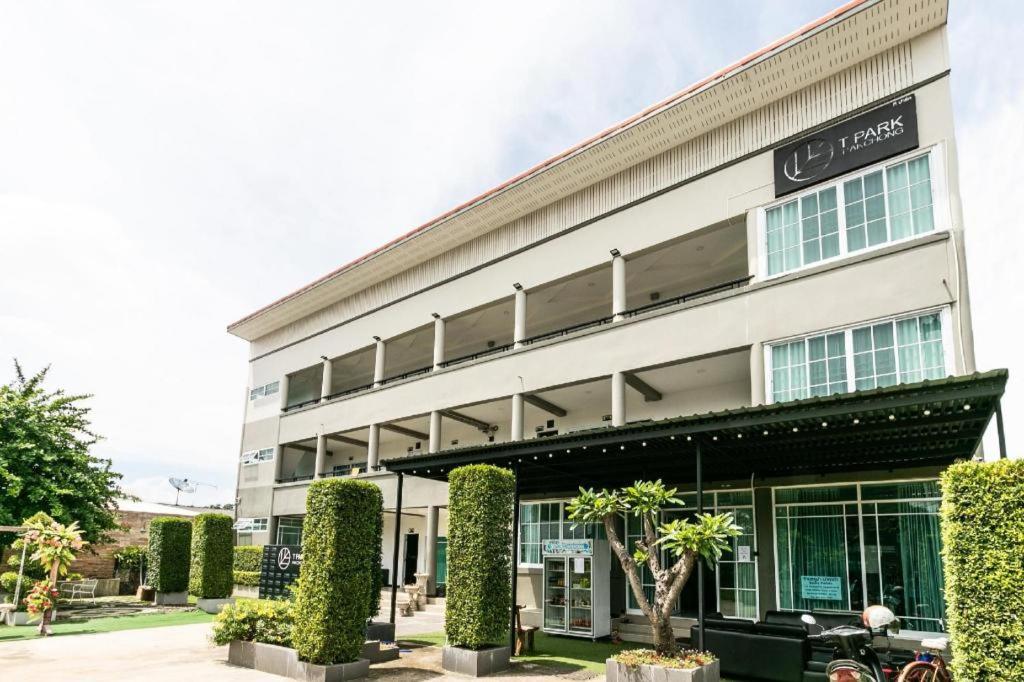 OYO 75305 T Park Pak Chong, Mu Si (precios actualizados 2025)