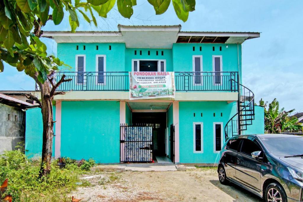 SPOT ON 91918 Najla Guest House Syariah, Pekanbaru (updated prices 2025)