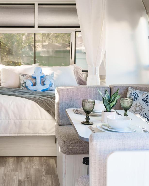 Off Grid RV Bermuda, Hill View (updated prices 2025)