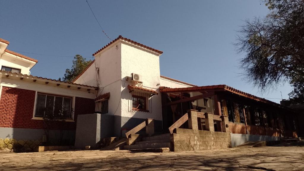 Ribera Sur Hotel - Los Algarrobos - Tanti, Tanti (updated prices 2026)