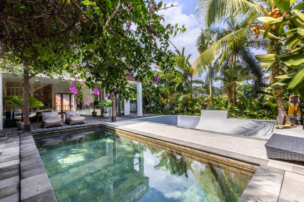 Balian Surf House, Balian (updated prices 2025)