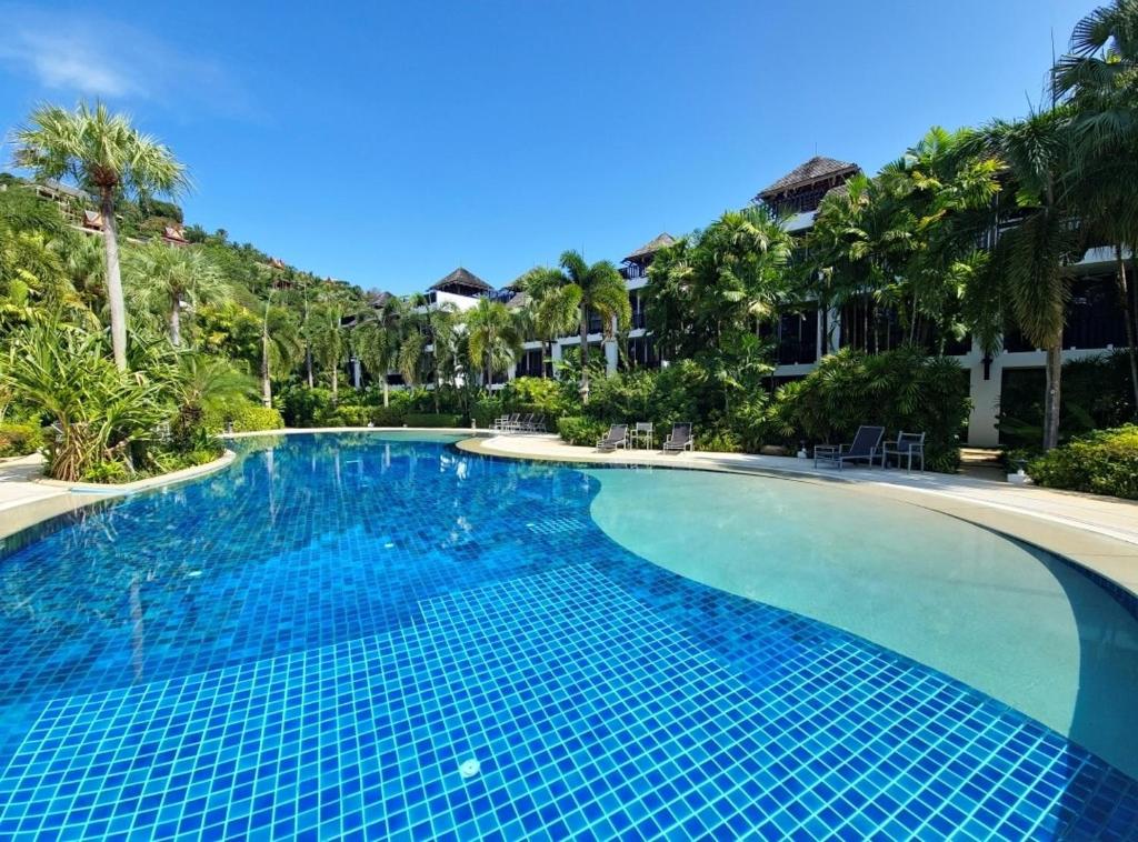 Stylish Penthouse at Bangtao Beach, Ban Lum Fuang (updated prices 2025)