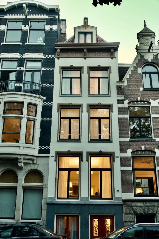 Banzai City Amsterdam, Amsterdam (2026 güncel fiyatları)