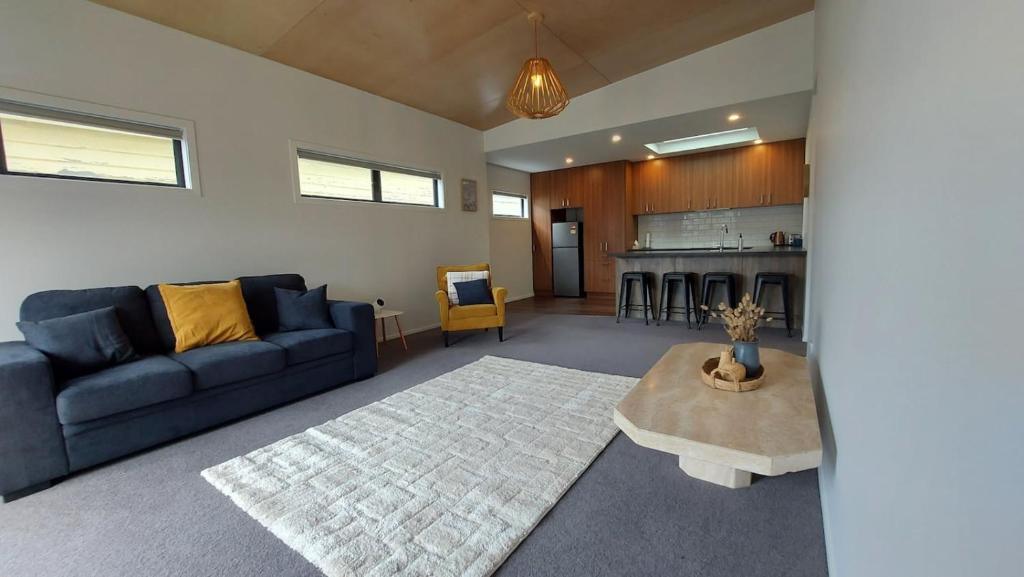 Sleek Suite by the Sand 2-bedroom, Dunedin (updated prices 2026)