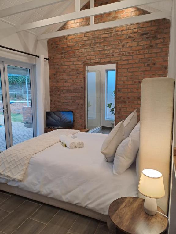 Crescent Cottage, Howick (updated prices 2026)