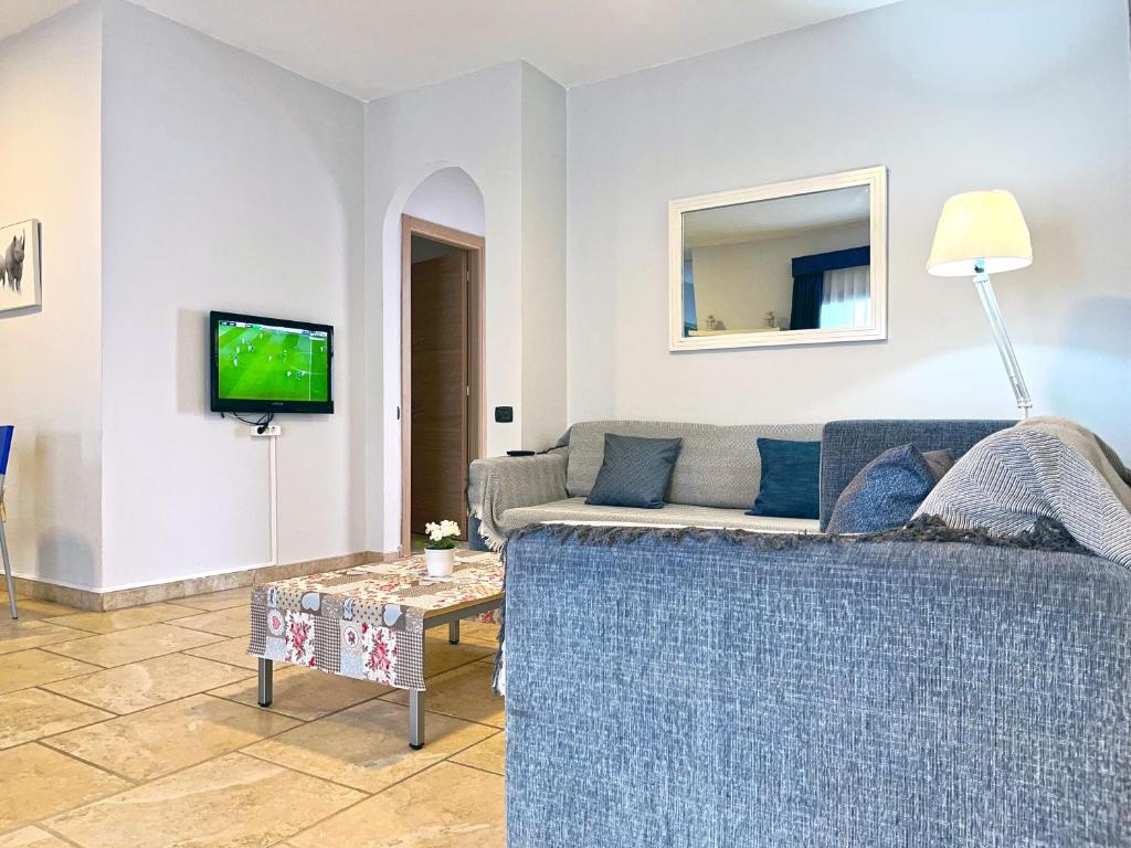 A15A Nice, bright, close to the beach and to the centre, Santa Maria ...