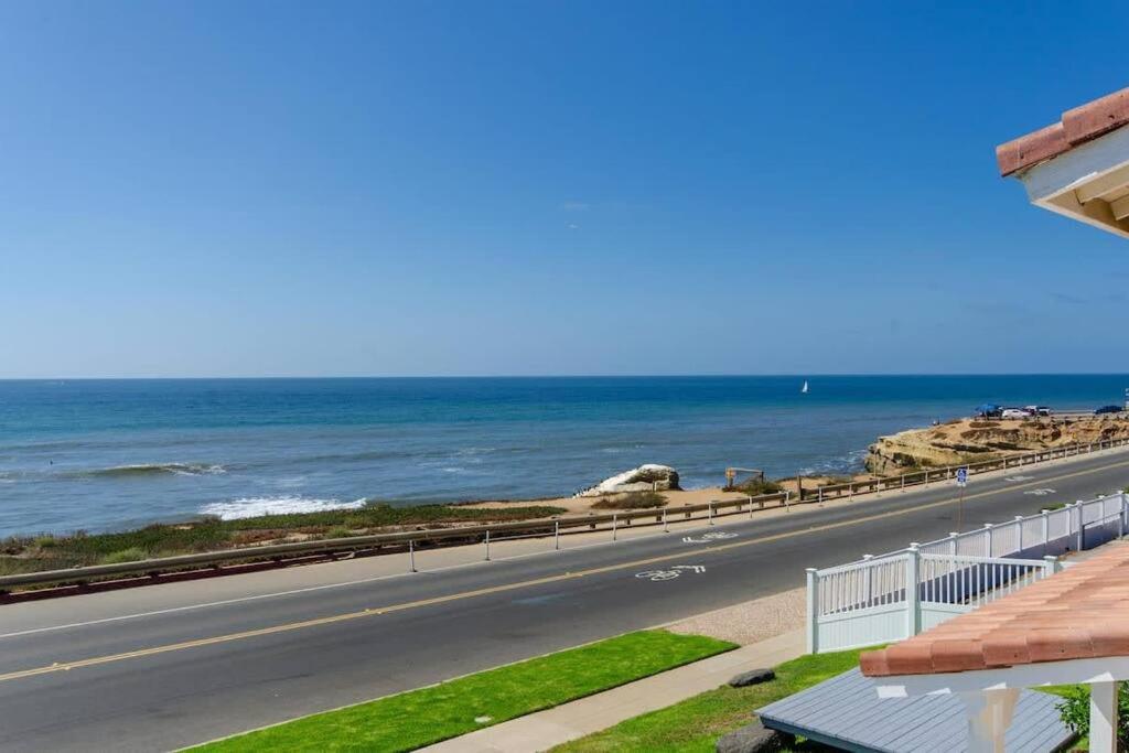 Seaside Serenity, Stunning Oceanfront Retreat, San Diego (precios ...