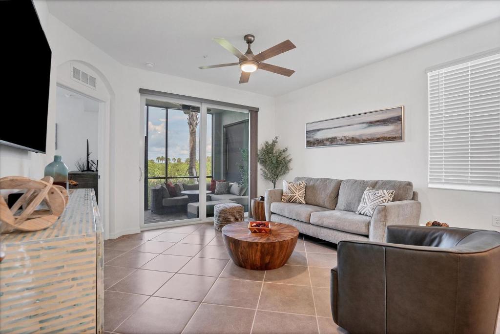 14121 Heritage Landing 718, Burnt Store Marina (updated prices 2026)