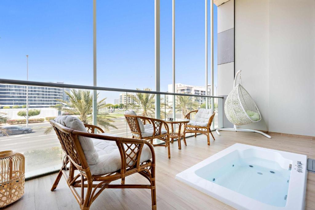 Silkhaus Modern 2BDR Duplex in Al Raha Lofts 2, Yas Island (updated ...