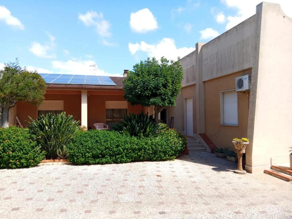 Charming House in Marsala with Private Garden, Marsala (updated prices ...