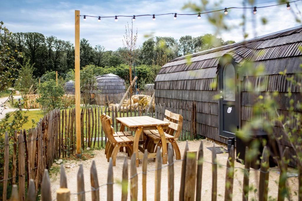 Parc Zoologique et Loisirs Thoiry, Thoiry (updated prices 2025)