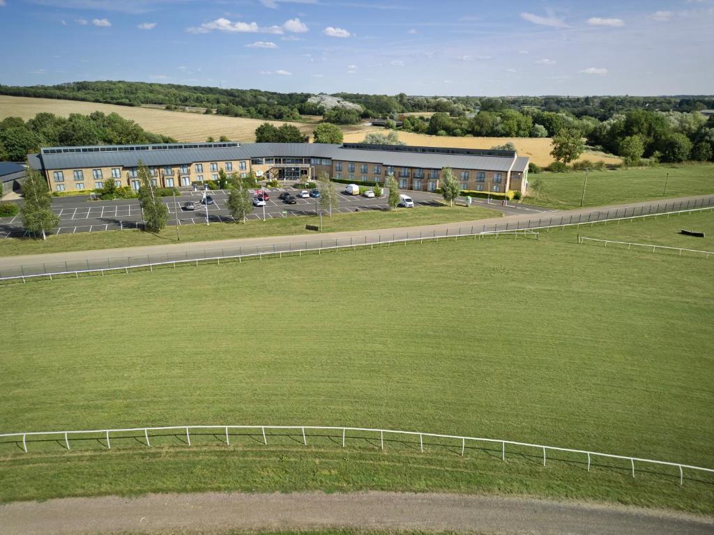 Holiday Inn Huntingdon Racecourse by IHG, Huntingdon (updated prices 2025)