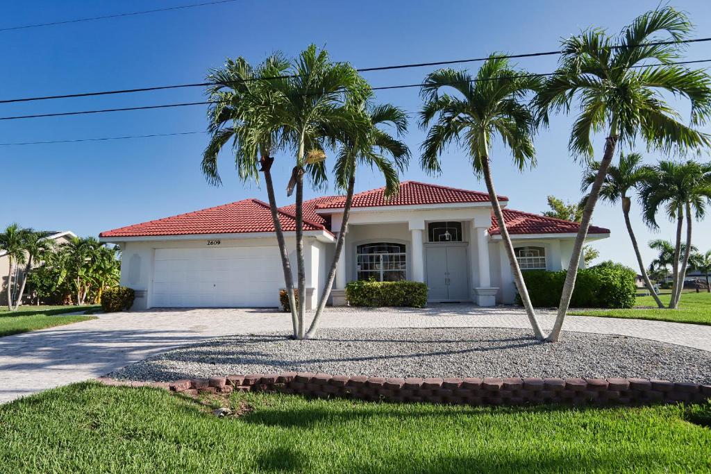 Zen Villa, Cape Coral (updated prices 2025)