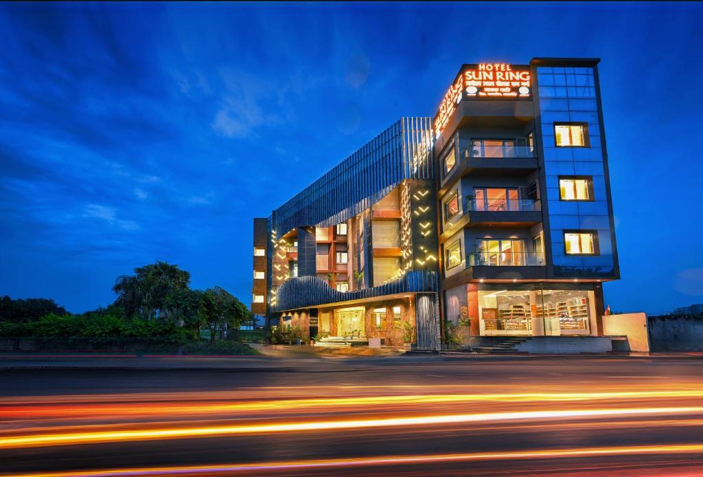 Hotel Sun Ring, Tājganj (updated prices 2026)