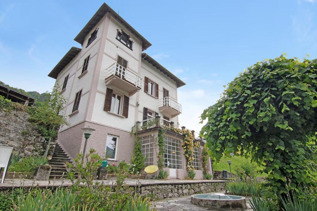 Villa Oleandra by Quokka 360 - Private garden and swimming pool ...