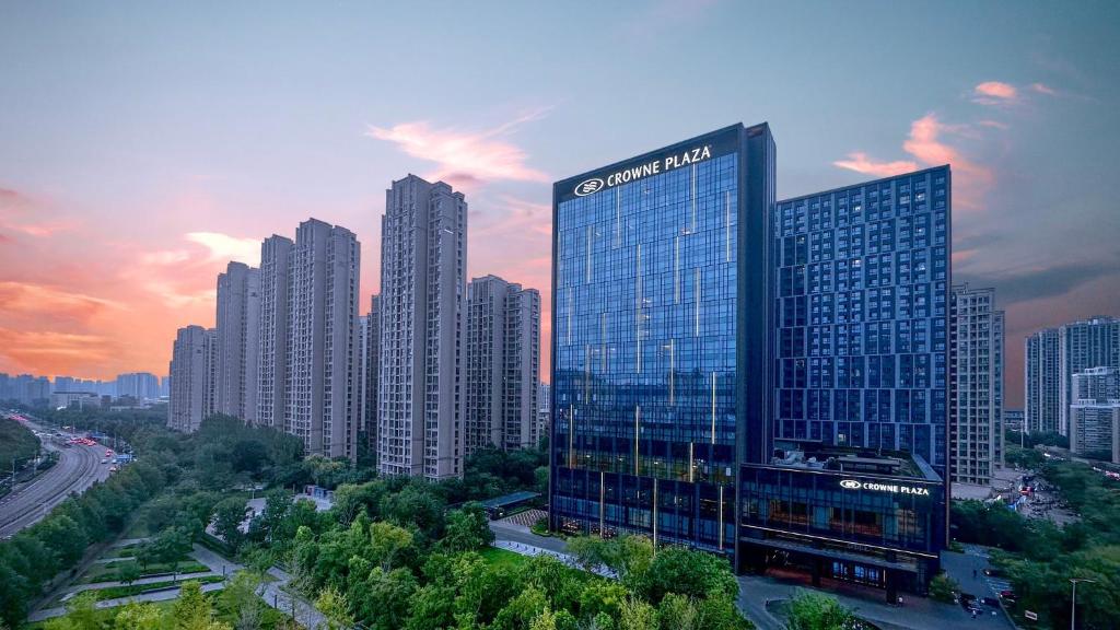 Crowne Plaza Zhengzhou High Tech Zone by IHG, Zhengzhou (updated prices ...