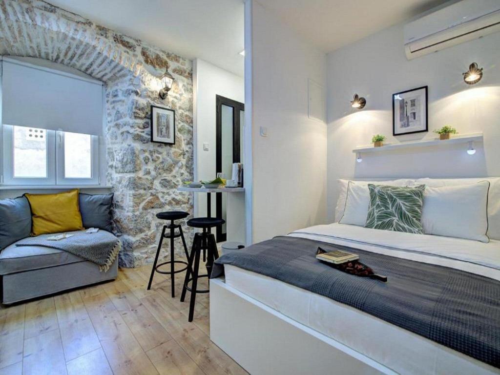 History House Moja Ti 1830 - Studio Apartment Travica, Senj (updated ...