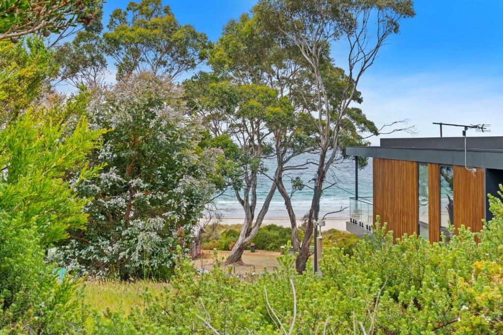 Sea views at Spring Beach Tasmanias East Coast, Spring Beach (updated ...