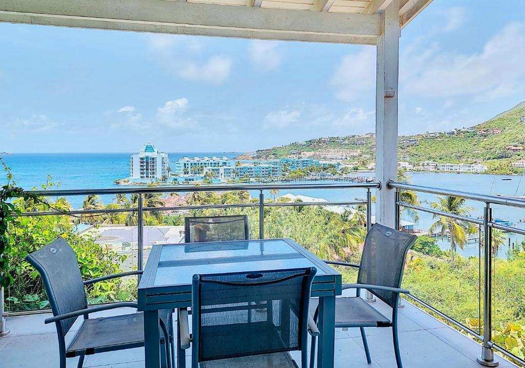 La pinta SXM, Oyster Pond (updated prices 2025)