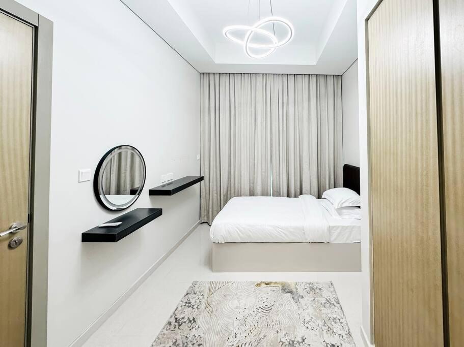 Damac Aykon 2 bedroom business bay - Ezytrac vacation homes, Дубай (актуальные цены 2025 года)