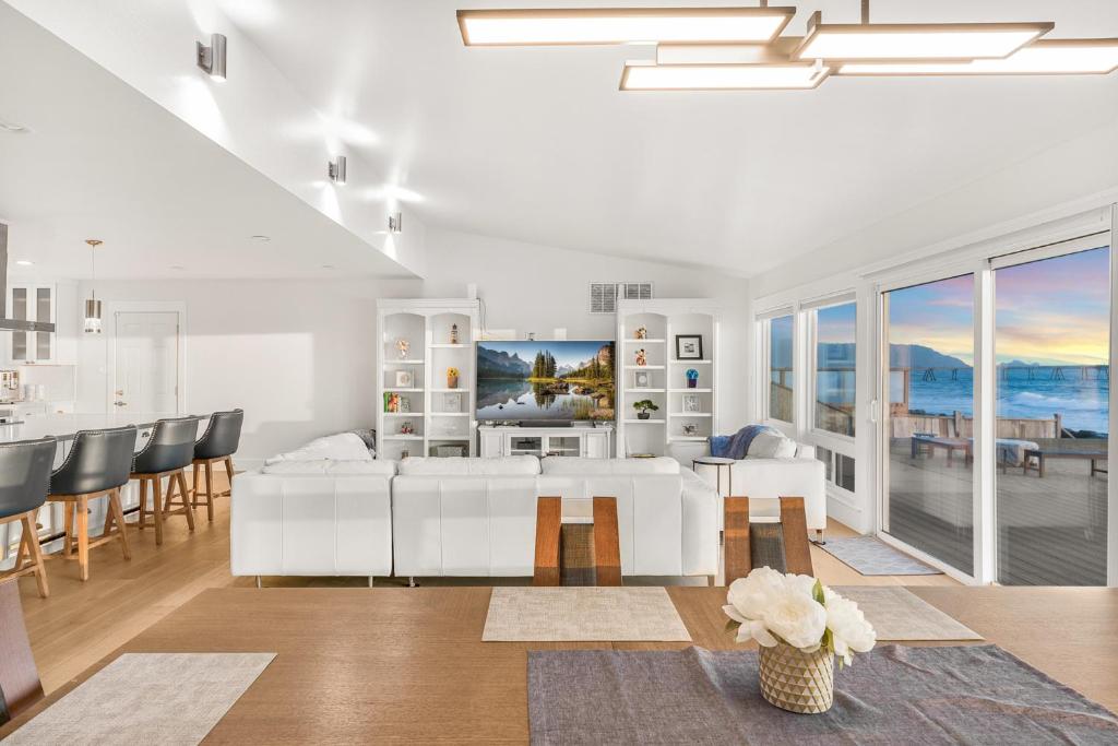 # Marbella Lane-Oceanfront Retreat - Stunning View, Pacifica (updated ...