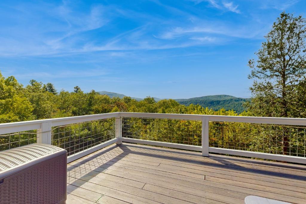 Jim's Hideaway, Penrose (updated prices 2025)