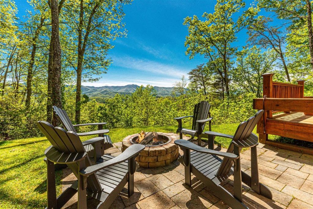 Shooting Star Ridge, Whittier (updated prices 2025)