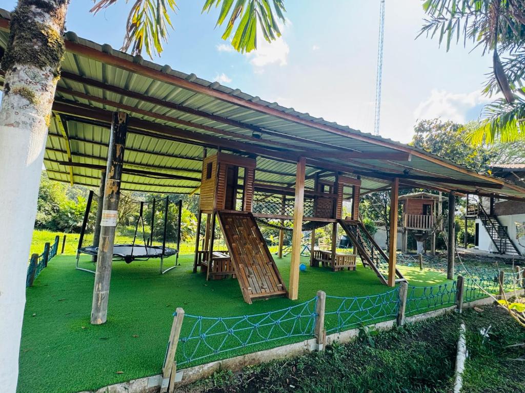 Amazon Gardens, Mera (updated prices 2025)