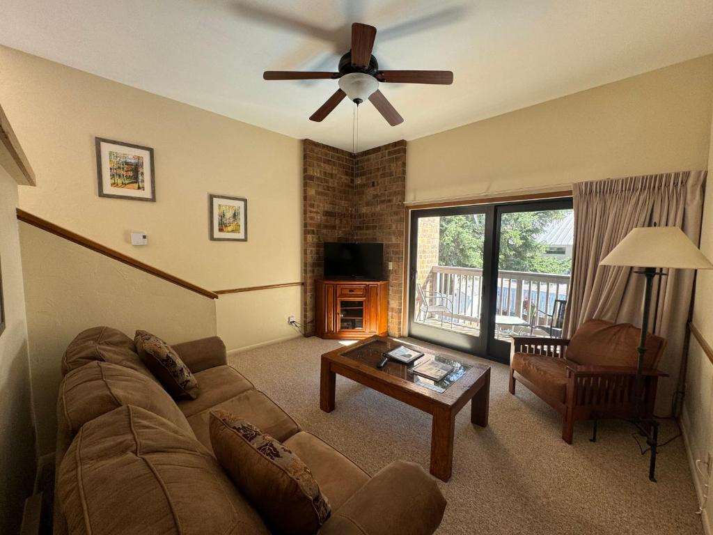 Shadow Mountain Lodge, Aspen (updated prices 2025)