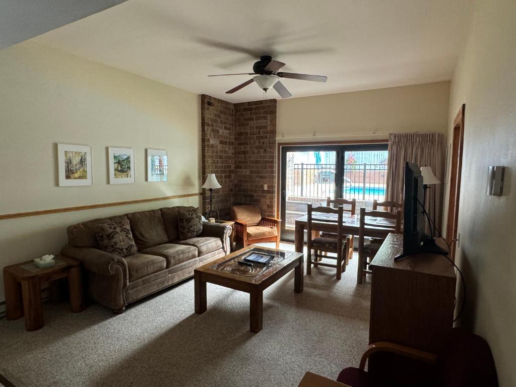 Shadow Mountain Lodge, Aspen (updated prices 2025)