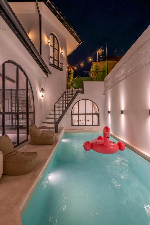 Modern 3BR Villa Near Atlas, Finns Beach Clubs, Canggu (updated prices ...