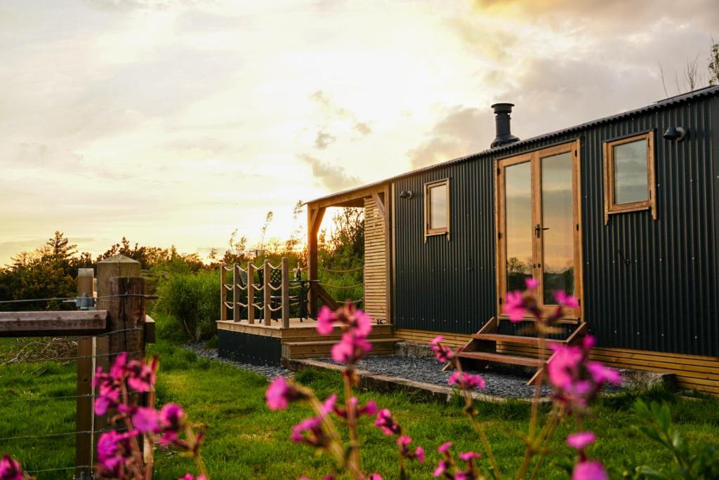 Fferm Fach by Birch Stays, Llandegfan (updated prices 2026)