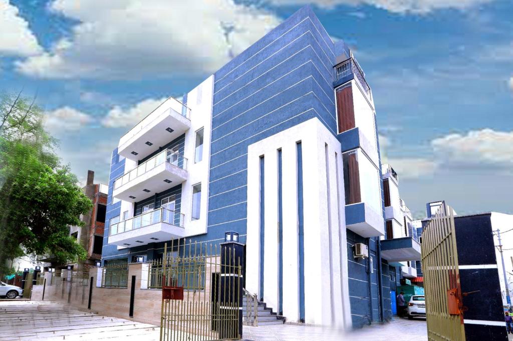 Hotel Nirvana Inn and Banquet-Near Expo Mart Greater Noida, Greater ...