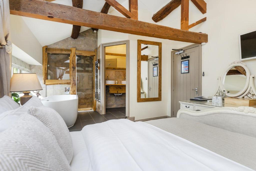 The Fleece Inn at Barkisland, Ripponden (updated prices 2025)